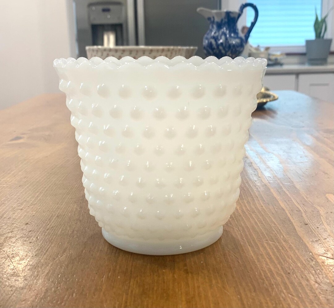 Vintage Hob Knob Milk Glass Vase - Etsy