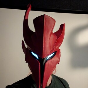 Igris the Bloodred Mask / Helmet (cosplay) - Solo Leveling - Etsy