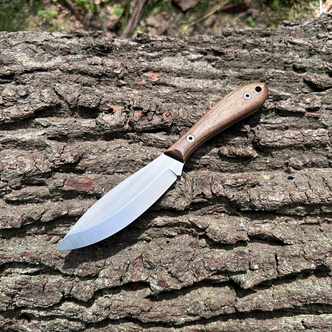 Handmade Canadian Stainless Steel Knife: Walnut Handle Bushcraft ...