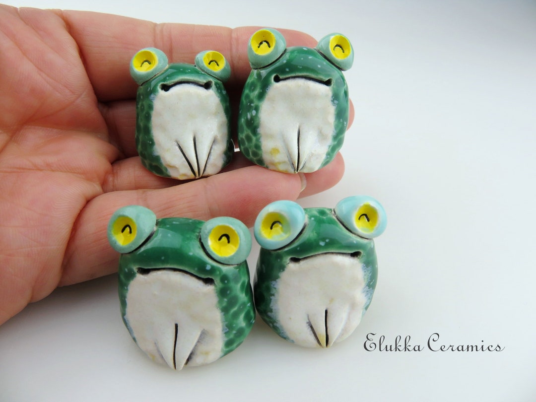 ONE Miniature Ceramic FROG Figurine by Elukka...pine Green...frog B - Etsy