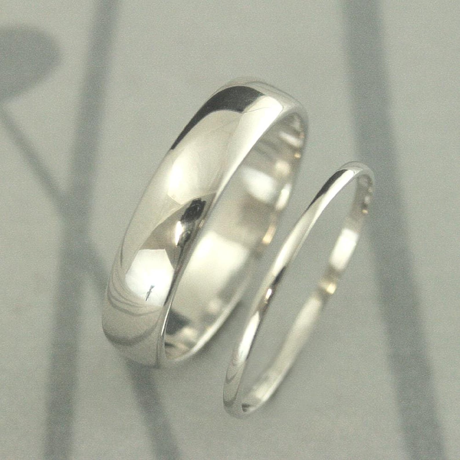 Platinum Wedding Set Platinum His and Hers Rings 5mm and 1.5mm Wedding ...