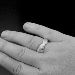 Wide Rolling Ring in Sterling Silver 3mm Wide Tri Textured Solid ...