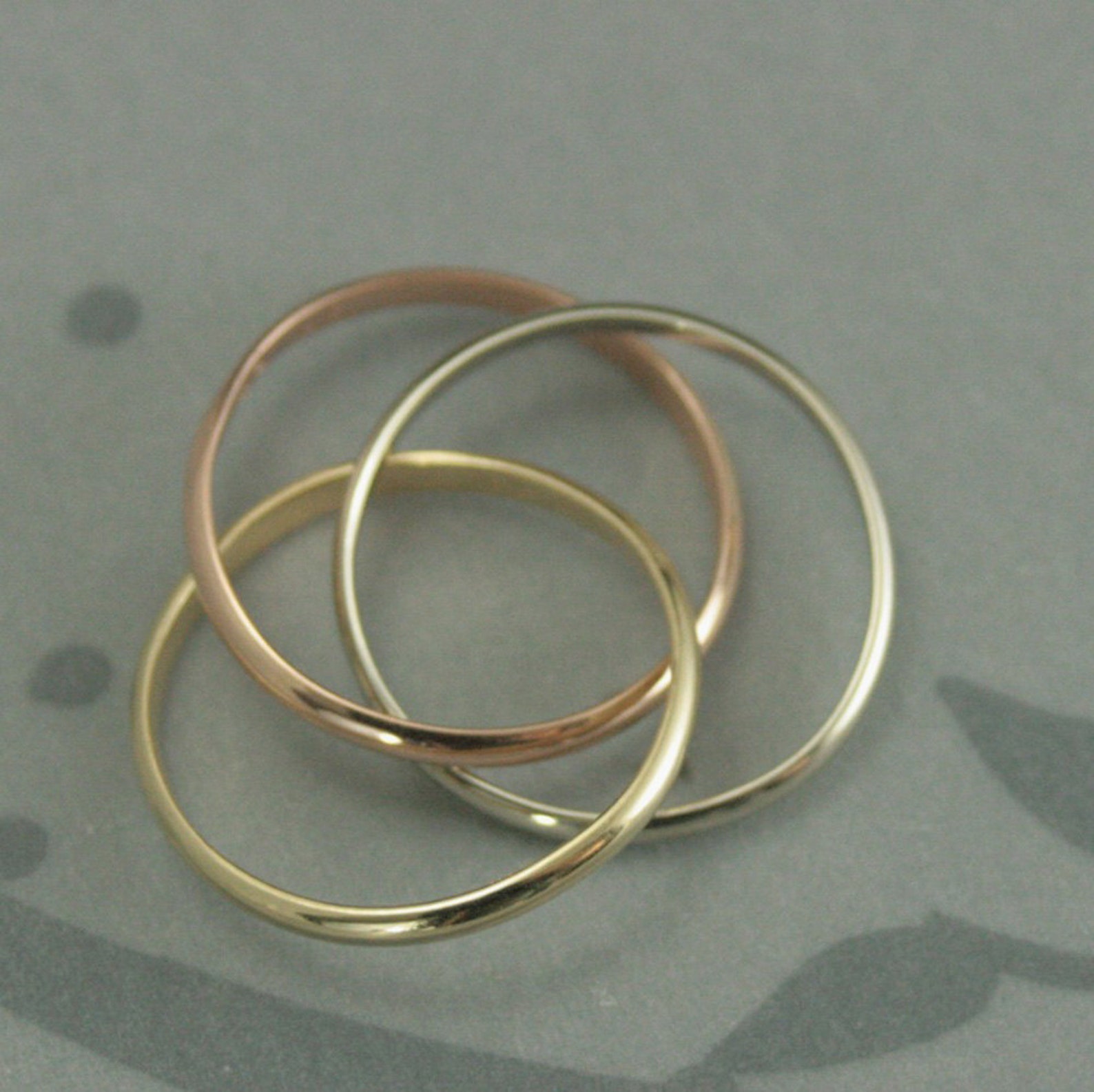 Tri Color Rolling Ring Solid 14K Yellow Gold White Gold and - Etsy