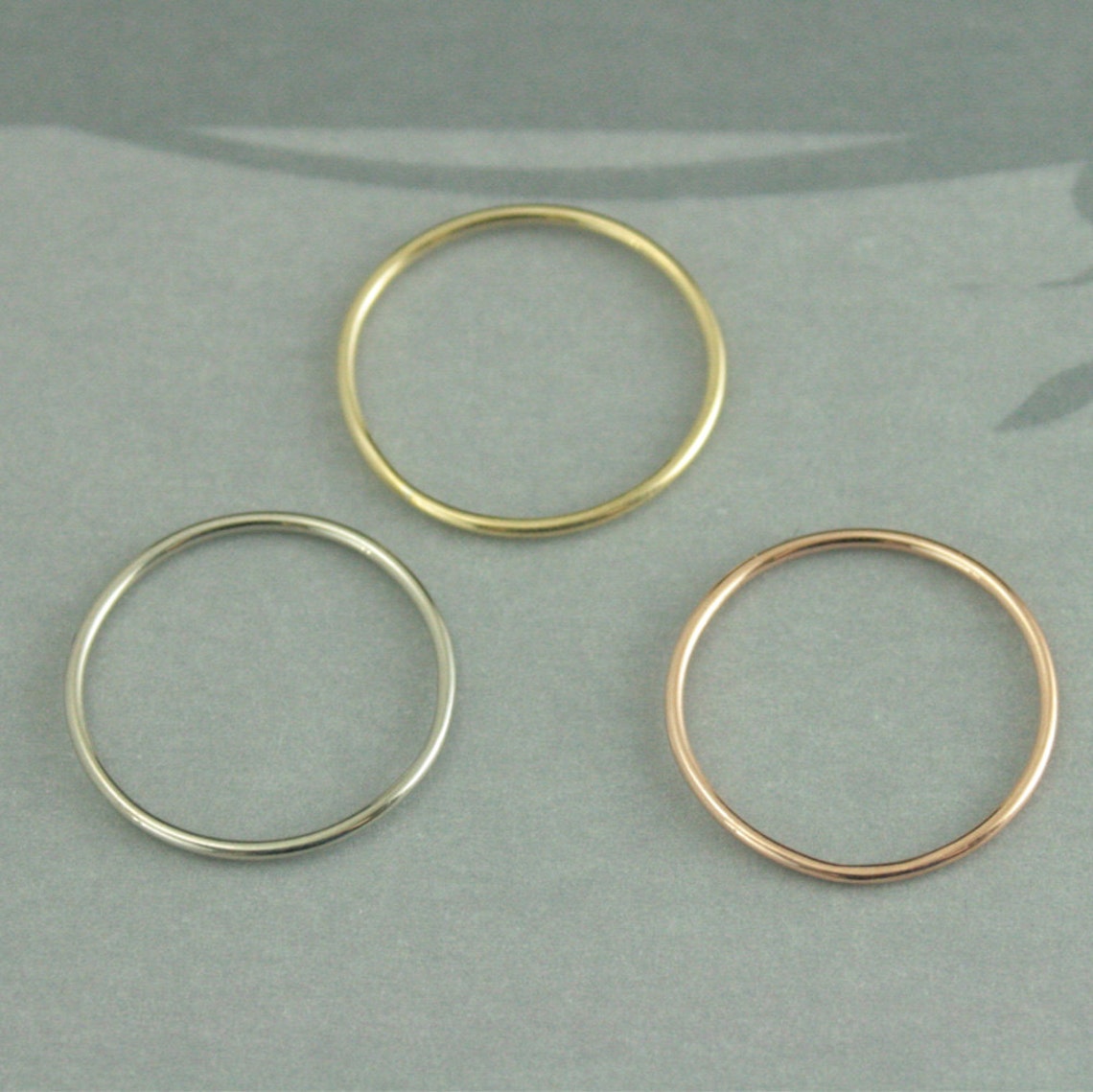 10K Gold 1mm Full Round Bandsset of Three Tri Color Stacking - Etsy