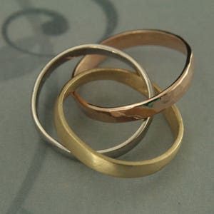 Rolling Ring 18K Interlocking Band Tricolor Ring Wedding Band Wedding ...