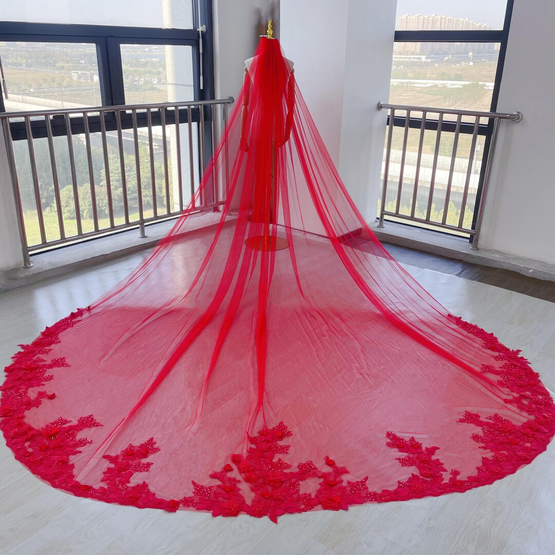 Classic Red Wedding Veil Red Lace Veil With Rhinestone Floral Comb Veil ...
