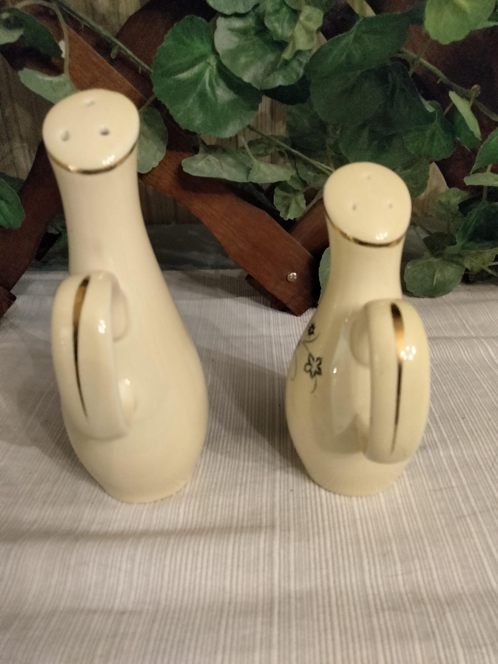 TS&T Silver Mist Lu-ray Yellow Salt and Pepper Shaker Set 1950s - Etsy
