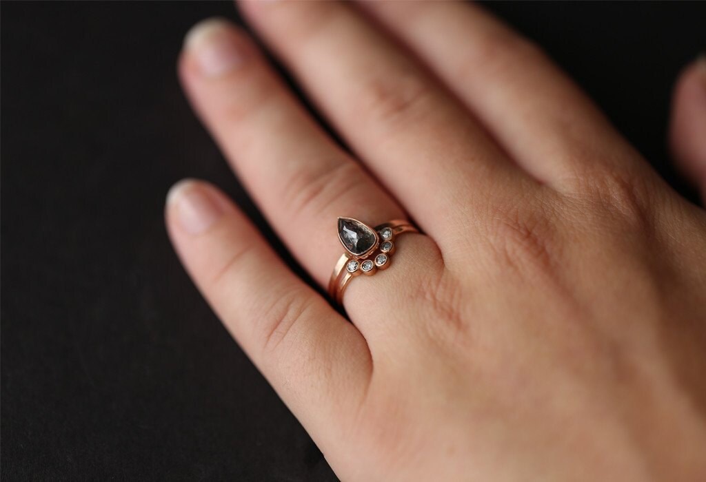 Diamond Bezel Arc Ring - Etsy