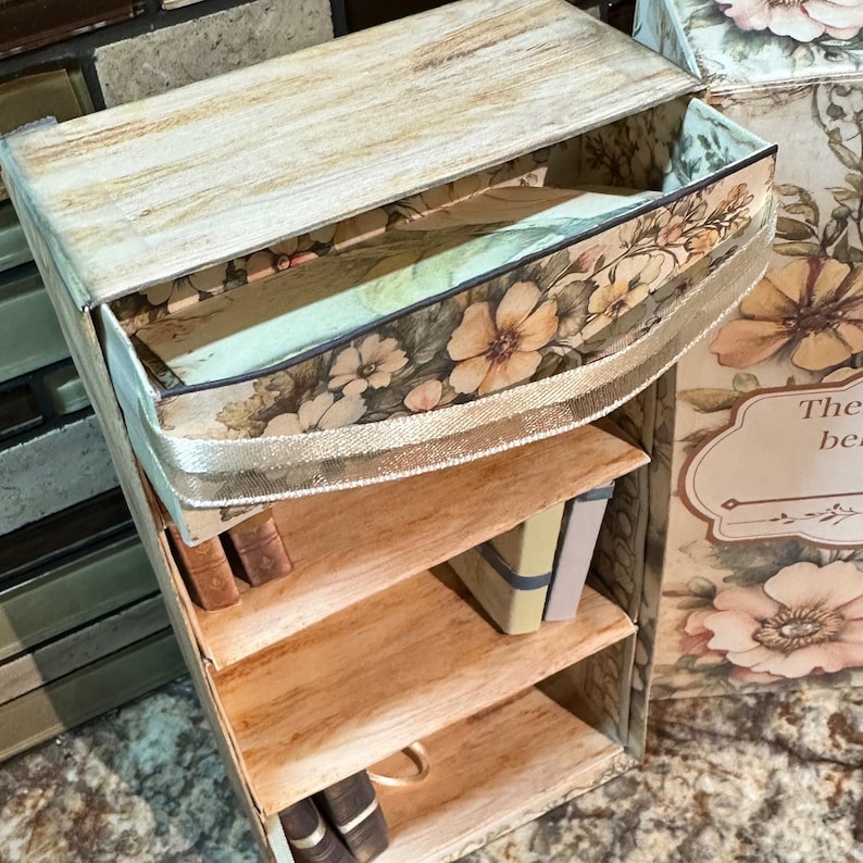 Vintage Florals, Mini Book Shelf, Box With Lid, Secret Cabinet, Junk ...