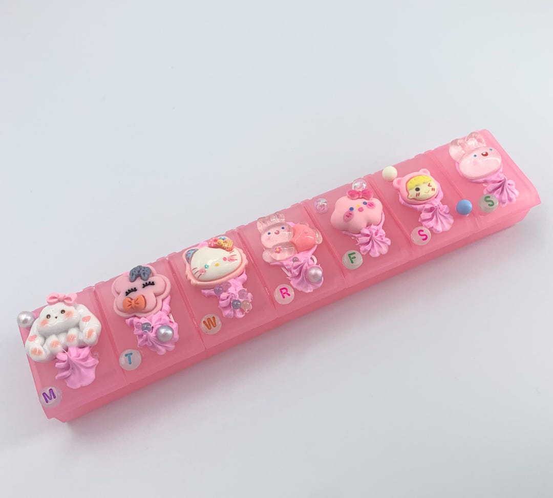 7 Day Pill Organizer, Pink Pill Case With Glow in the Dark Letters ...
