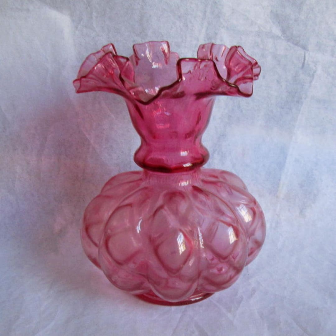 Vintage Fenton Glass Ruby Overlay Diamond Optic Vase Fluted Crimped ...