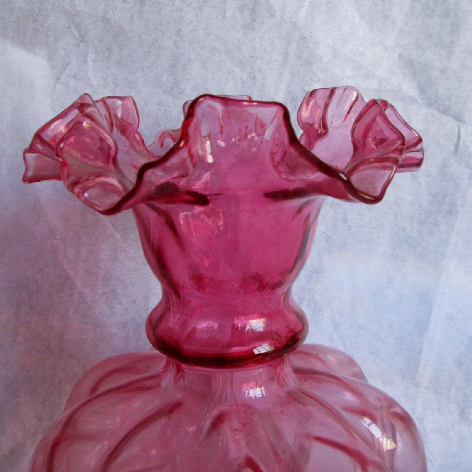 Vintage Fenton Glass Ruby Overlay Diamond Optic Vase Fluted Crimped ...