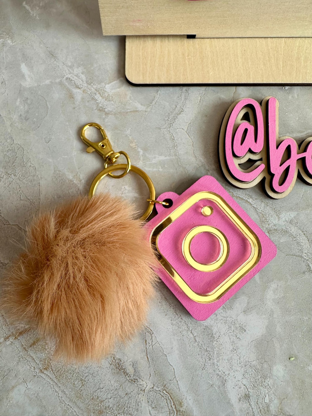 Smart NFC Keychain for Social Media/ NFC Business Keychain /tap and ...