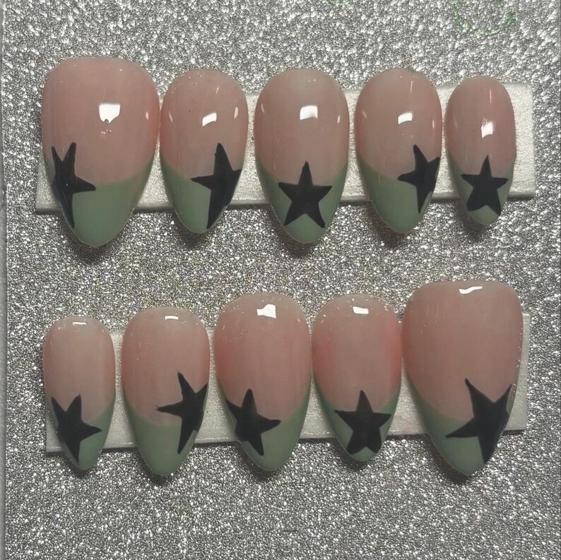 Star French Tip Press on Nails - Etsy