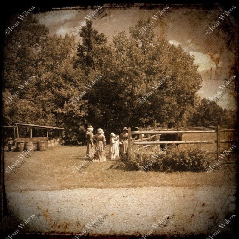 TTV Colonial Settlers in Historial 19th Century Costume Rural Farm ...