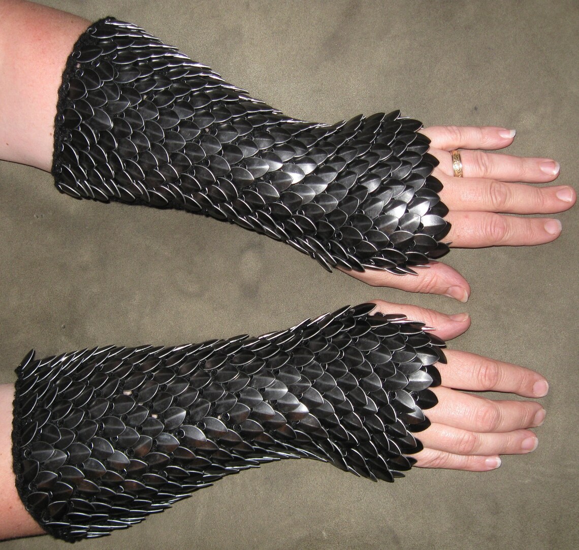 Scalemail Armor Dragonhide Knitted Gauntlets Made to Order - Etsy