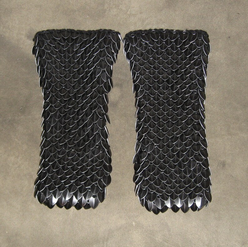 Scalemail Armor Dragonhide Knitted Gauntlets Made to Order - Etsy