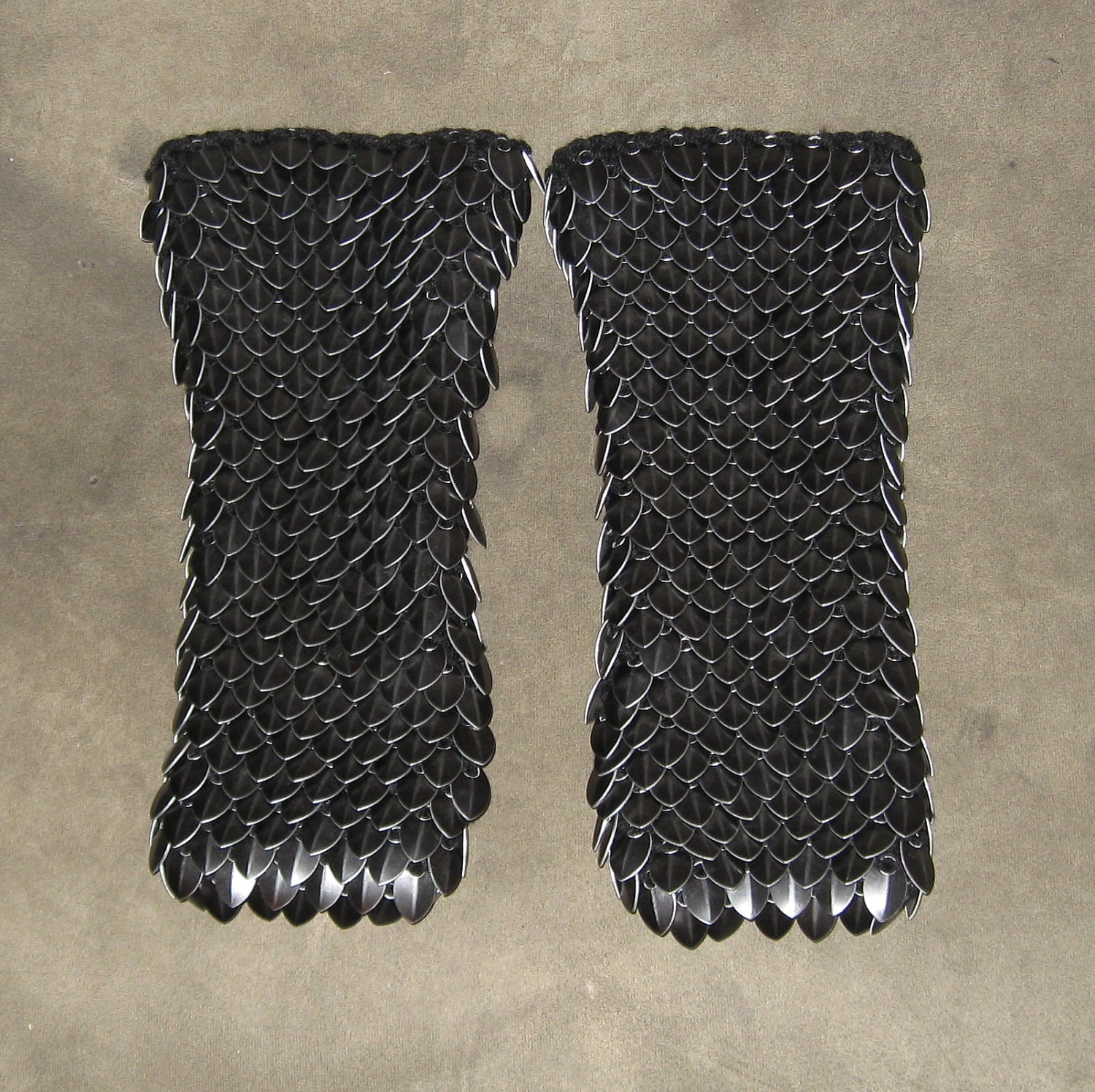 Scalemail Armor Dragonhide Knitted Gauntlets Made to Order - Etsy