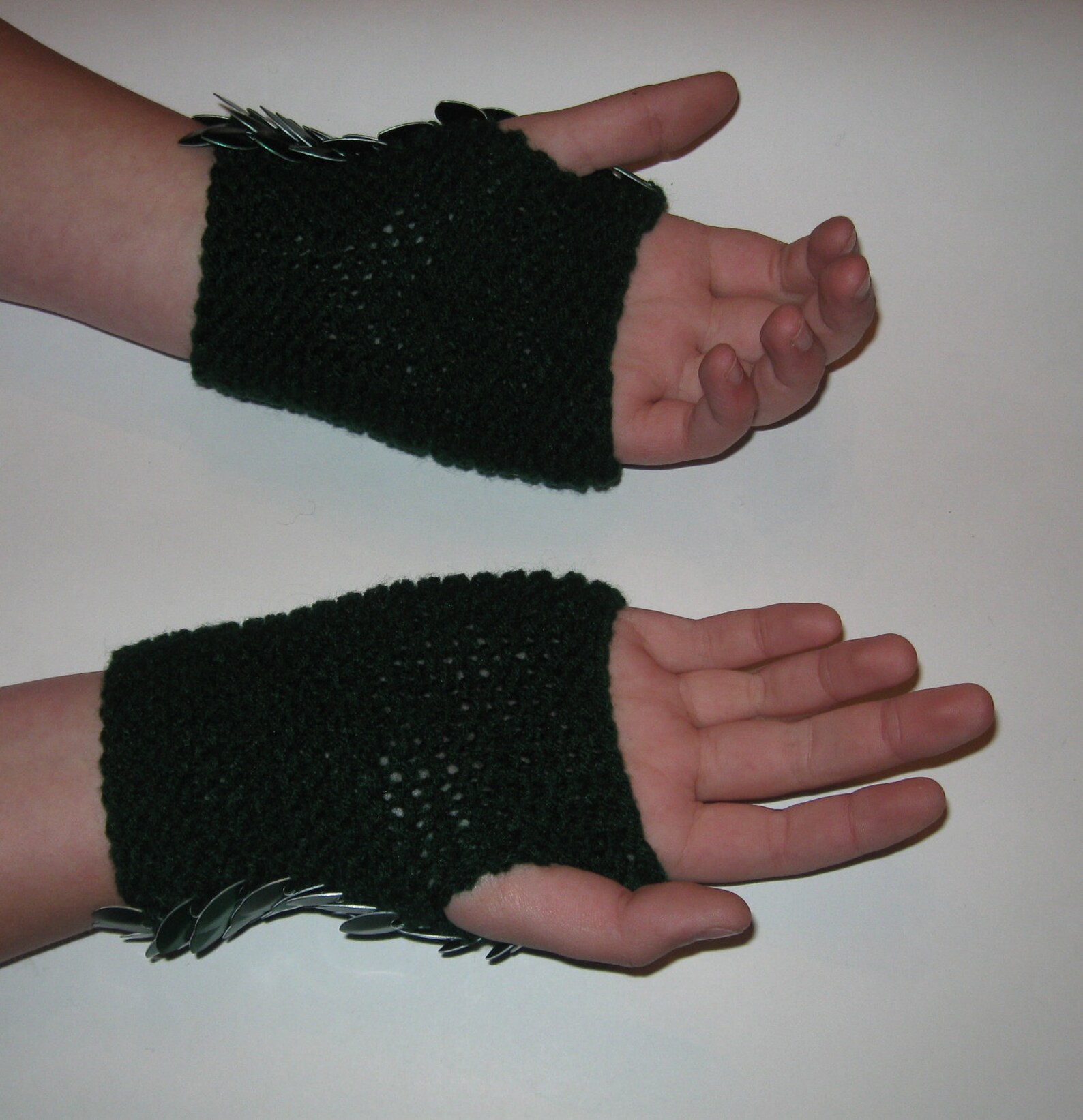 Scale Maille Armor Gauntlets Forest Green Knitted Dragonhide - Etsy