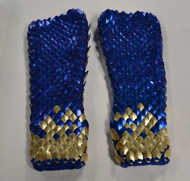 Made to Order Knitted Scalemail Gauntlets in the Original Dragonhide - Etsy