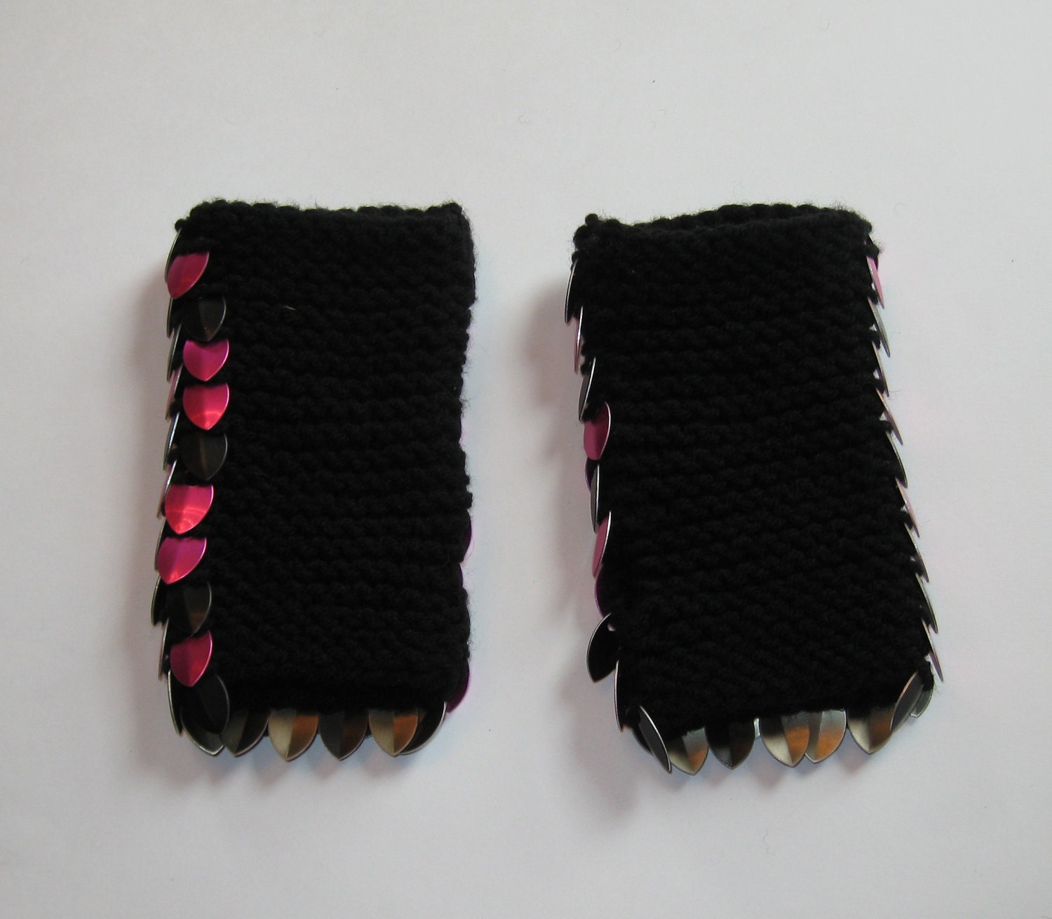 Tiger Scale Maille Dragonhide Gauntlets Knitted Armor in Pink | Etsy