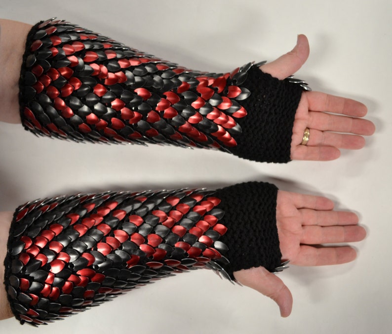 Armor Gauntlets in Knitted Dragonhide Scalemail Elbow Length - Etsy