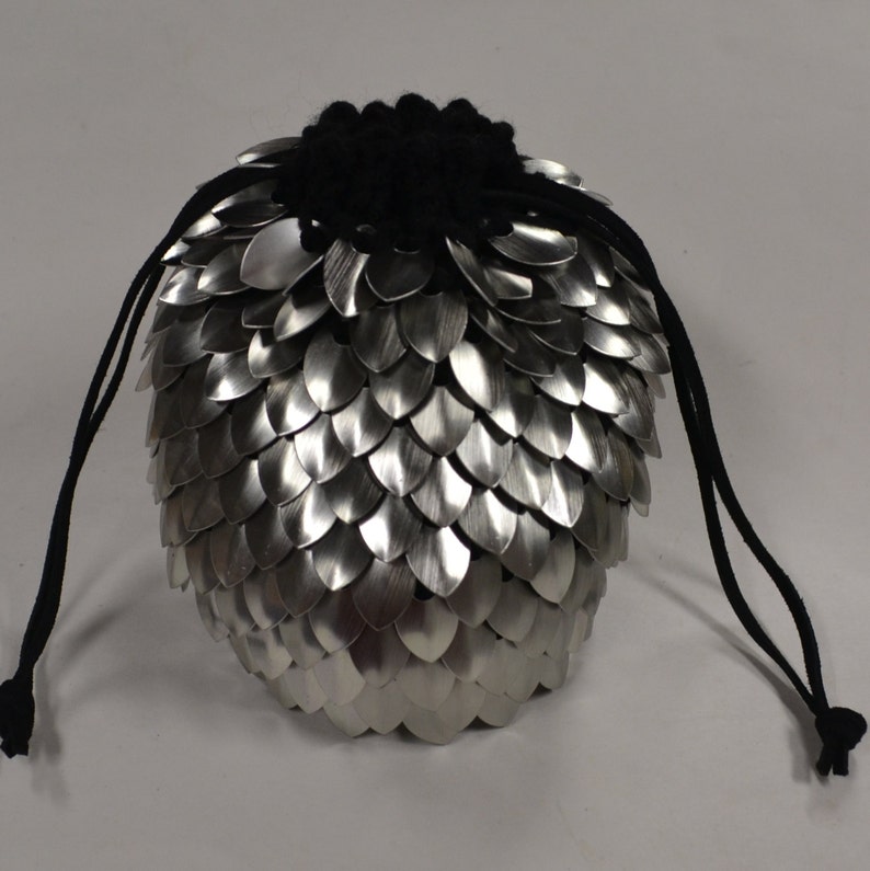 Dice Bag of Holding Knitted Dragonhide Scale Armor Silver | Etsy