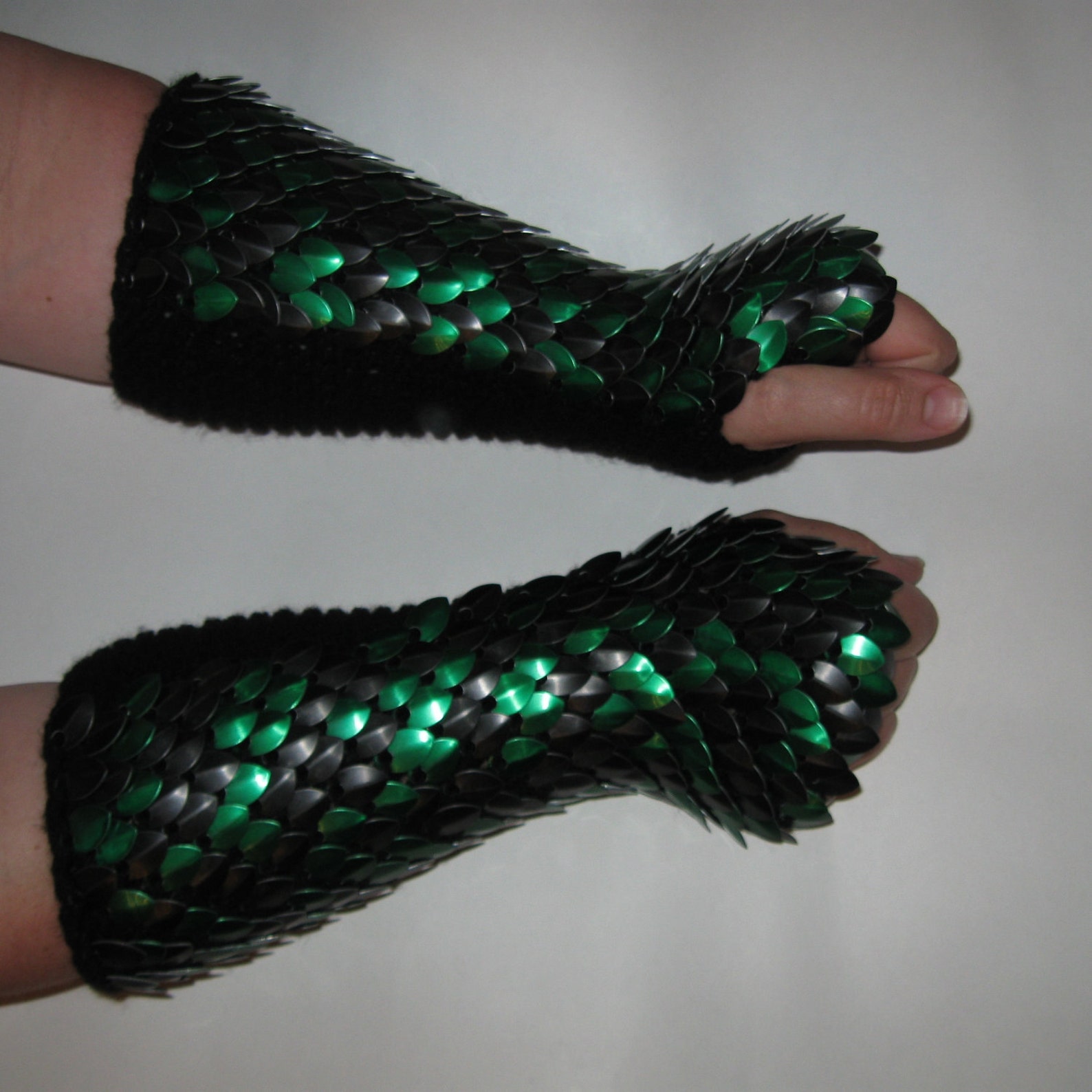 Scale Maille Gauntlets Knitted Dragonhide Armor Black Forest Available ...