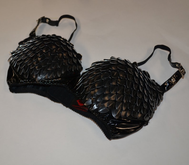 Scalemail Belly Dance Bra Top in Knitted Dragonhide Armor - Etsy