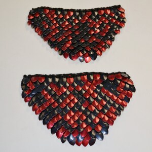 Epaulettes in Knitted Dragonhide Scalemail Armor - Etsy