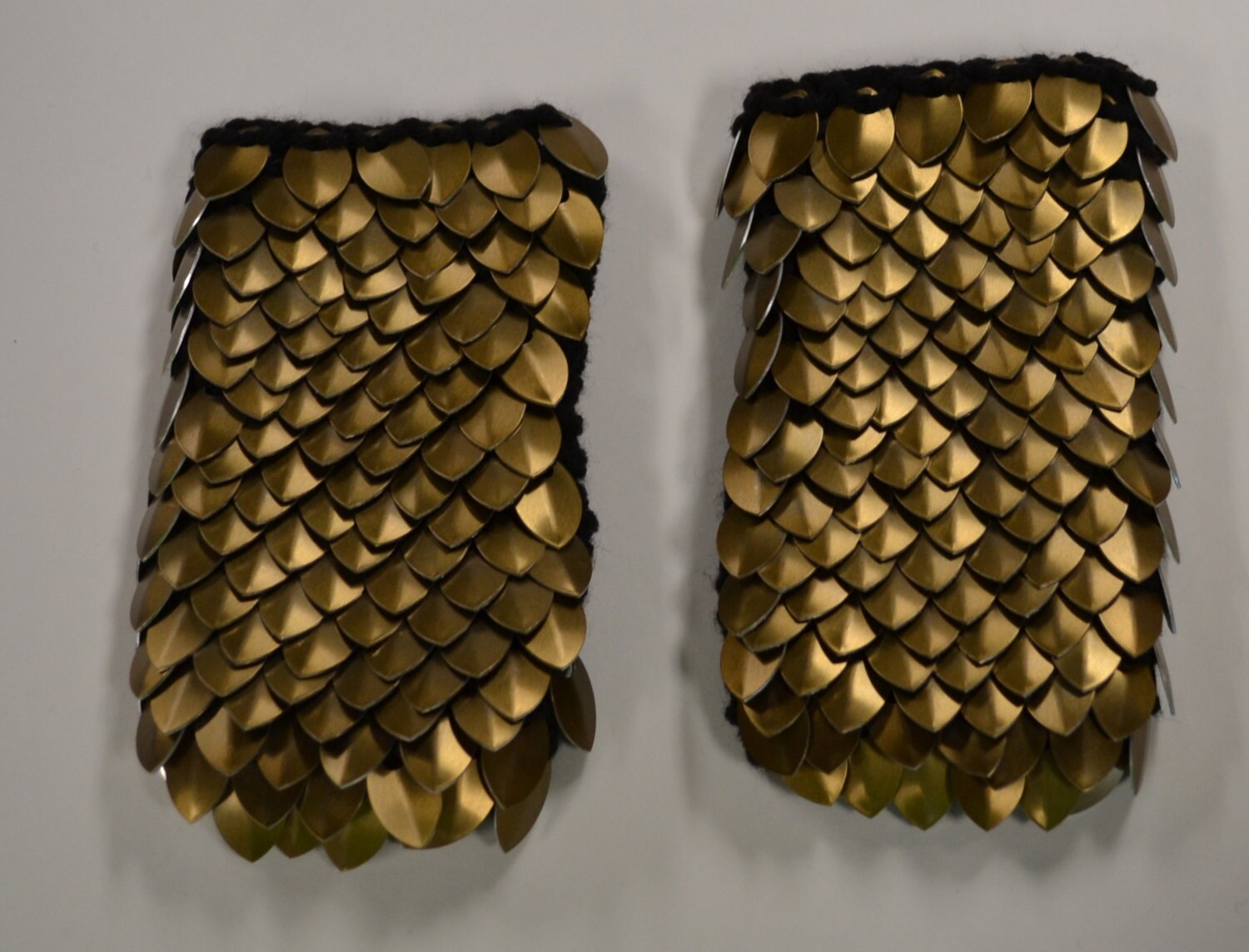 Scalemail Gauntlets Knitted Dragonhide Armor Bronze Warrior Choose Your ...