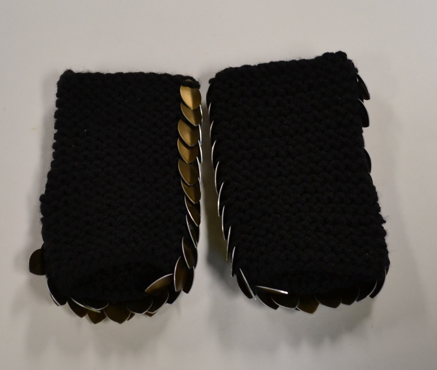 Scalemail Gauntlets knitted Dragonhide Armor Bronze Warrior | Etsy