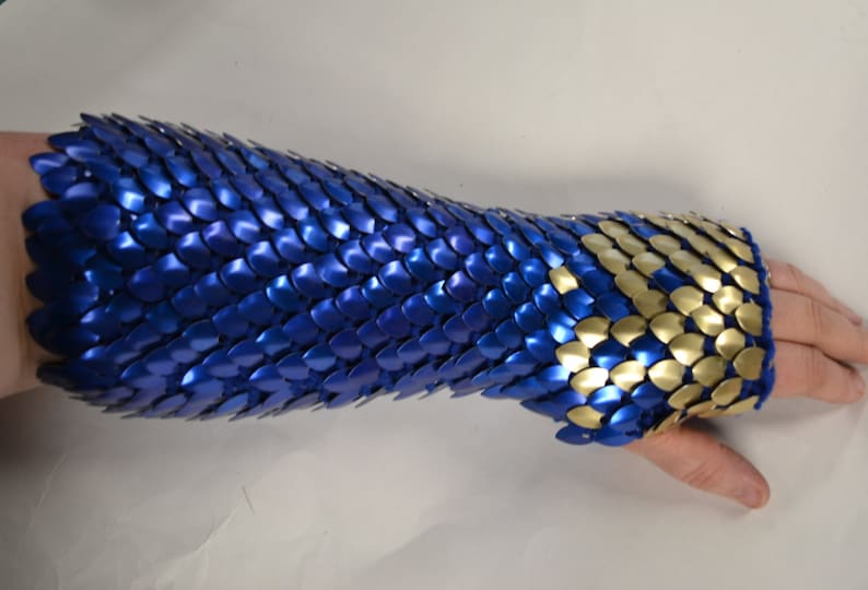 Made to Order Knitted Scalemail Gauntlets in the Original Dragonhide - Etsy