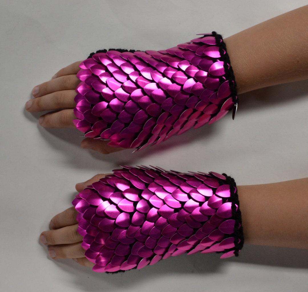Scalemail Gauntlets in Knitted Dragonhide Armor Pink Fire Choose Your ...