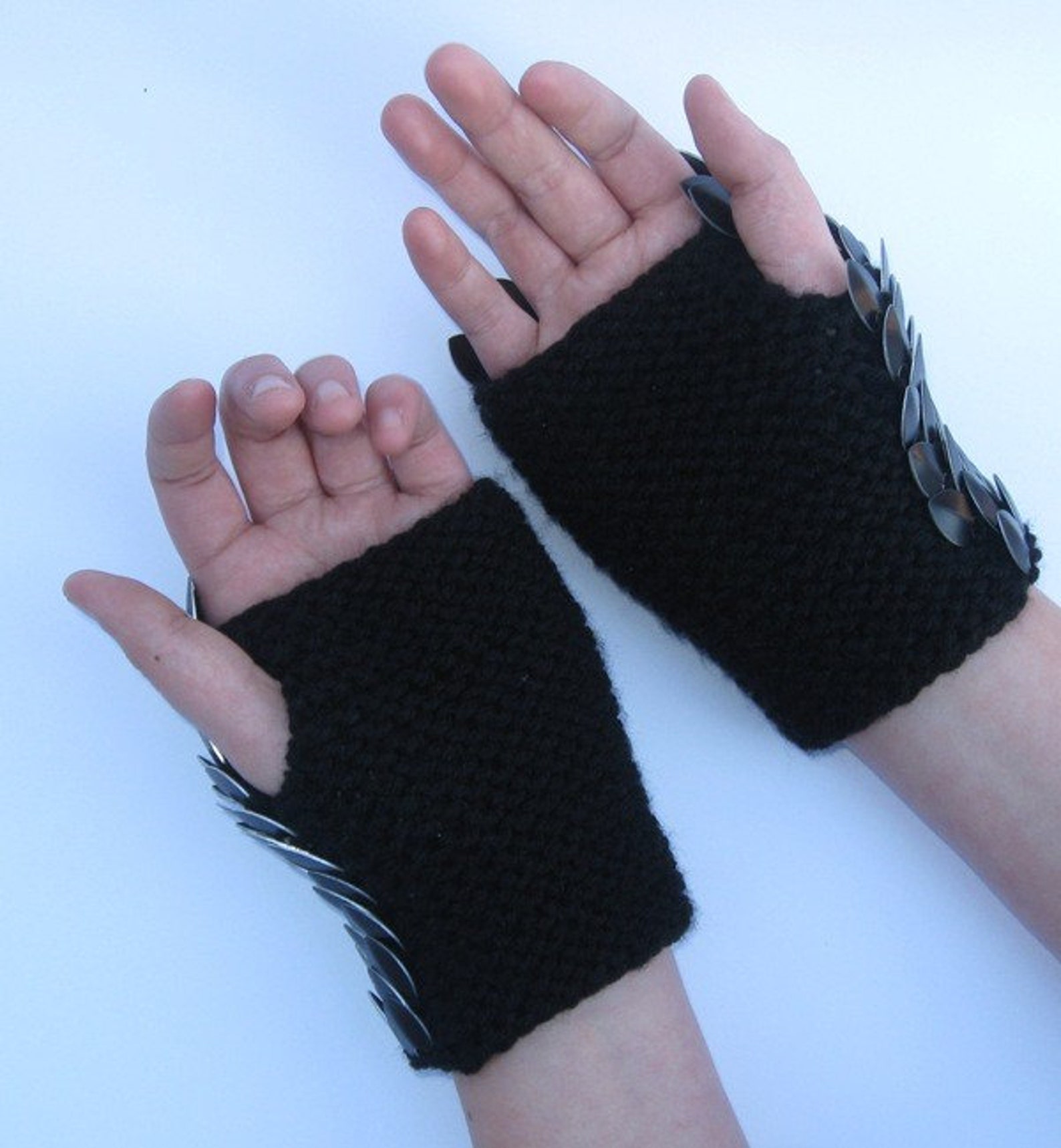 Scale Mail Gauntlets in knitted Dragonhide Armor Choose your | Etsy