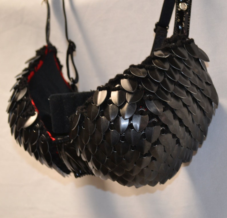 Scalemail Belly Dance Bra Top in Knitted Dragonhide Armor - Etsy