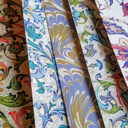 2 Sheets Green Stylized Flower Print Italian Paper Carta | Etsy