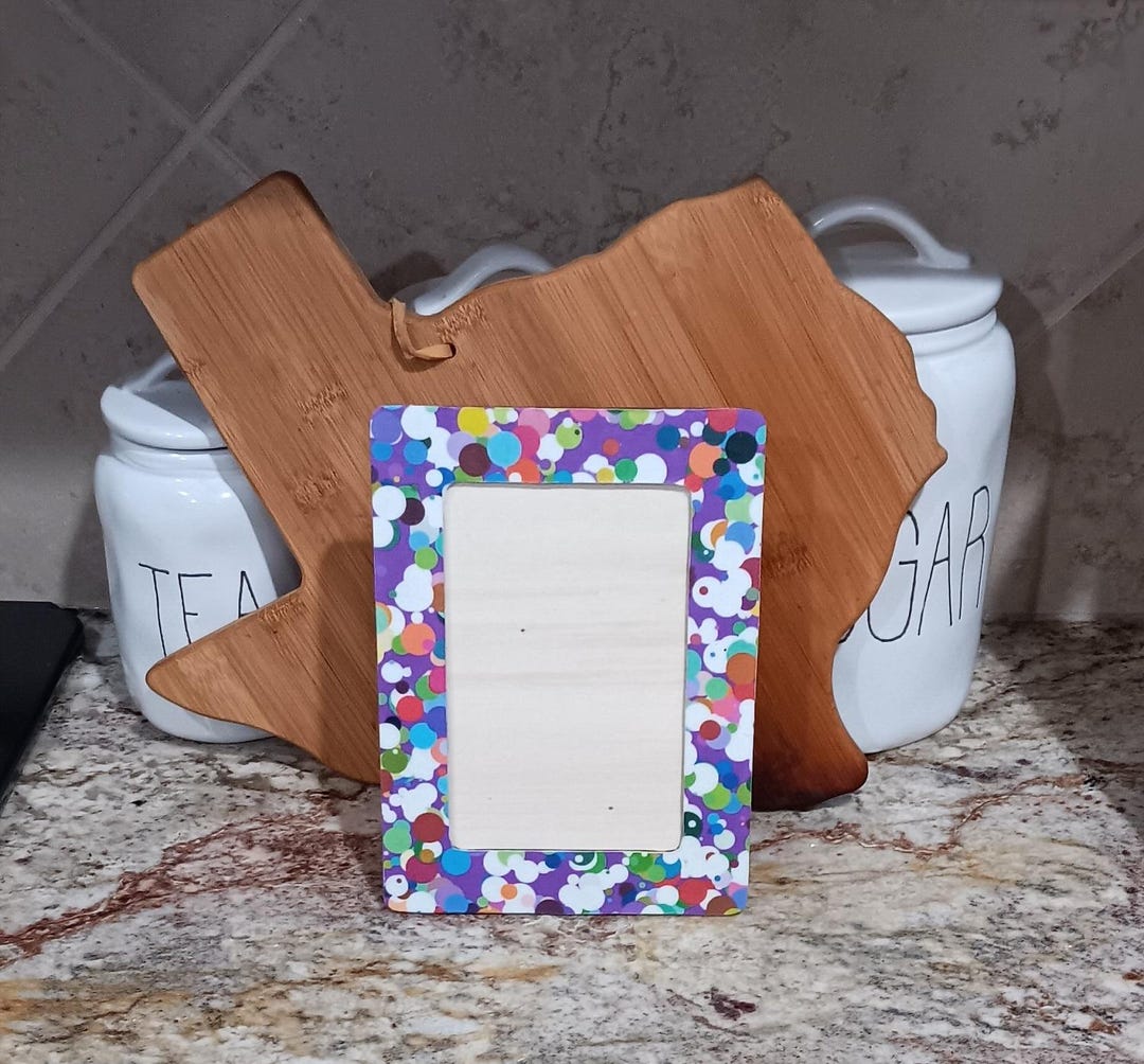 Custom 4x6 "bubbles" Picture Frame With Generative Art Border - Etsy