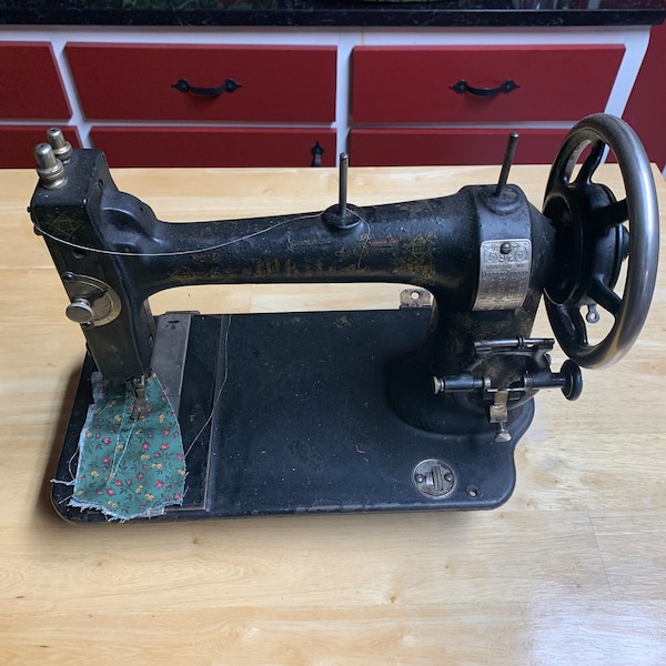 Treadle Sewing Machine - Etsy