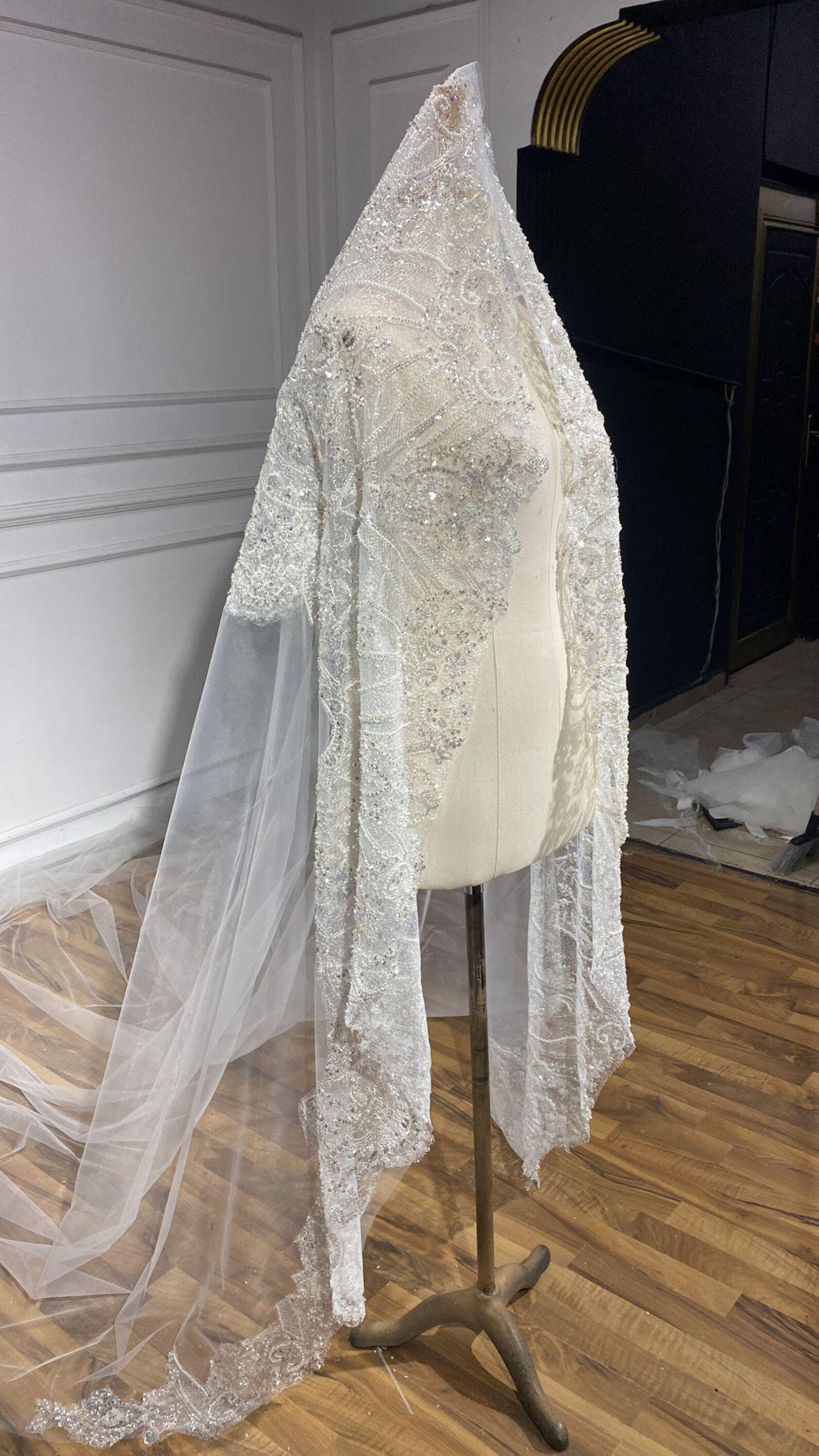 Luxury Custom Wedding Dress ,the Entire Dress is A Fluffy Pleated ...