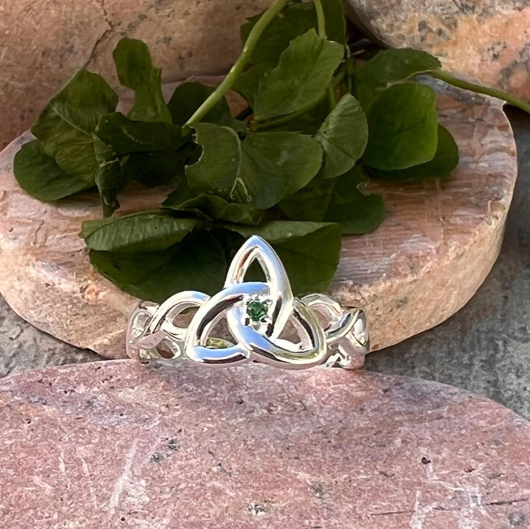 Sterling Silver Braided Ban Irish Celtic. Trinity Ring. - Etsy