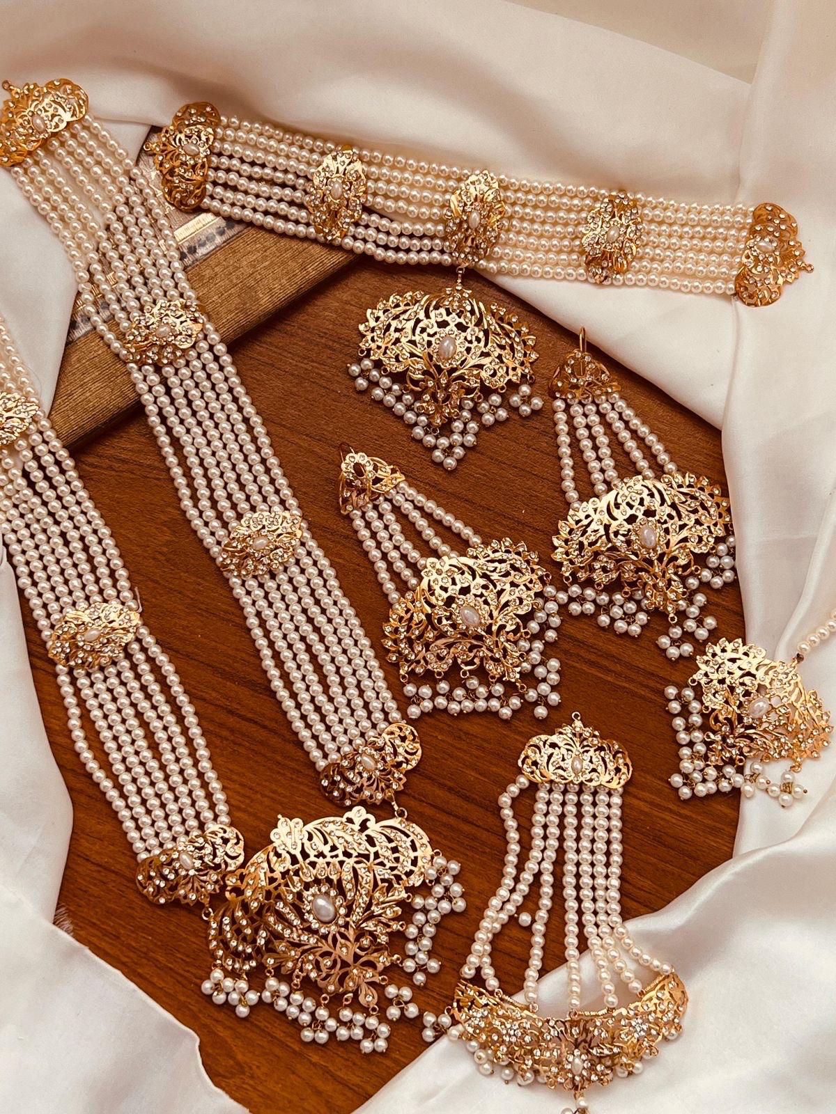 Dulari Navratan Bridal set gulband