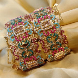 Bangles, Pakistani Openable Bangles, Nauratan Wedding Bangles ...
