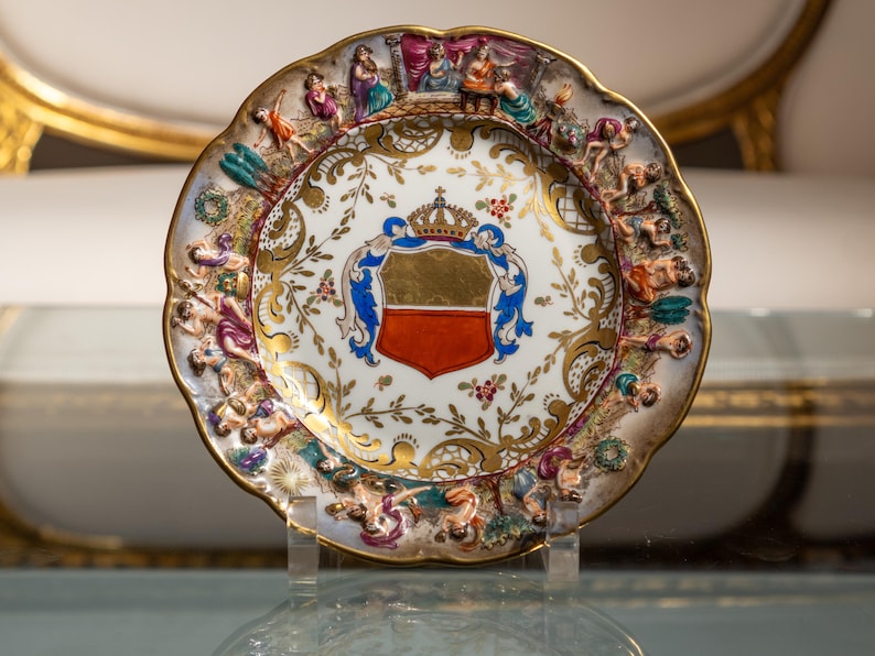 Capodimonte Porcelain Relief Plate, 20 Cm Diameter, Decorative Italian ...
