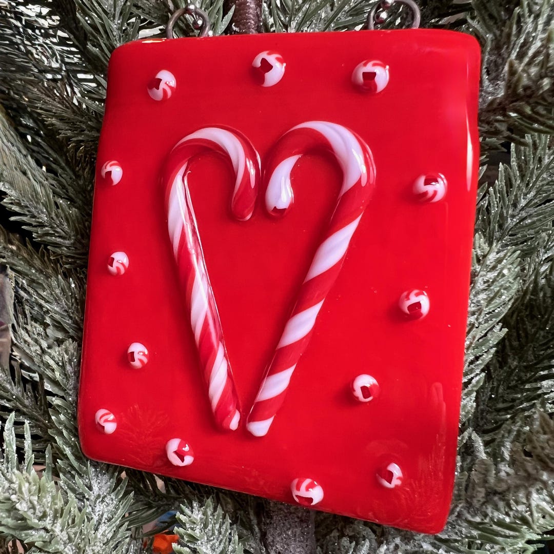 Christmas Candy Cane Heart Ornament Wall Hanging: Large Red White ...