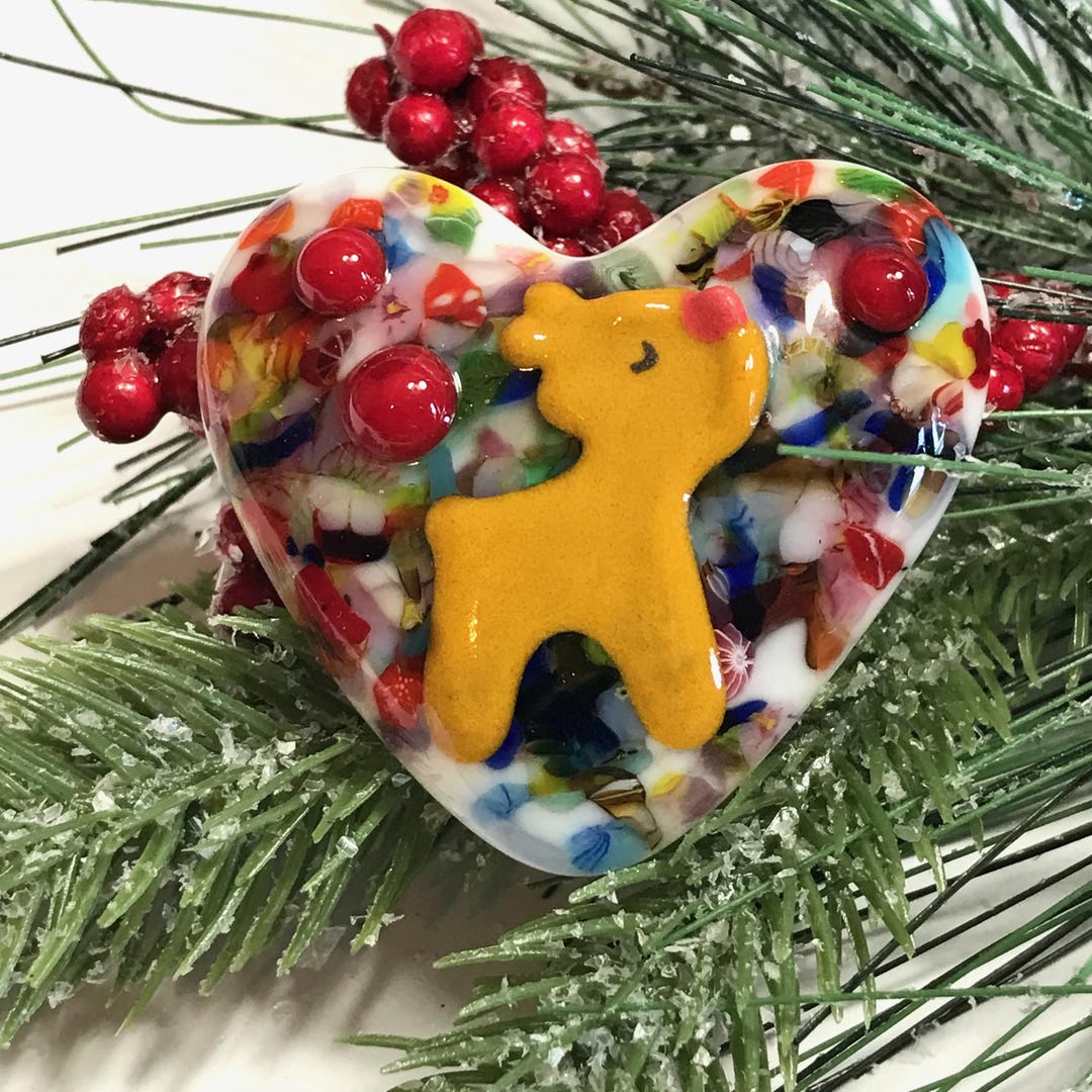 Christmas Rudolph Red Nose Reindeer Pocket Heart: Holiday Home ...