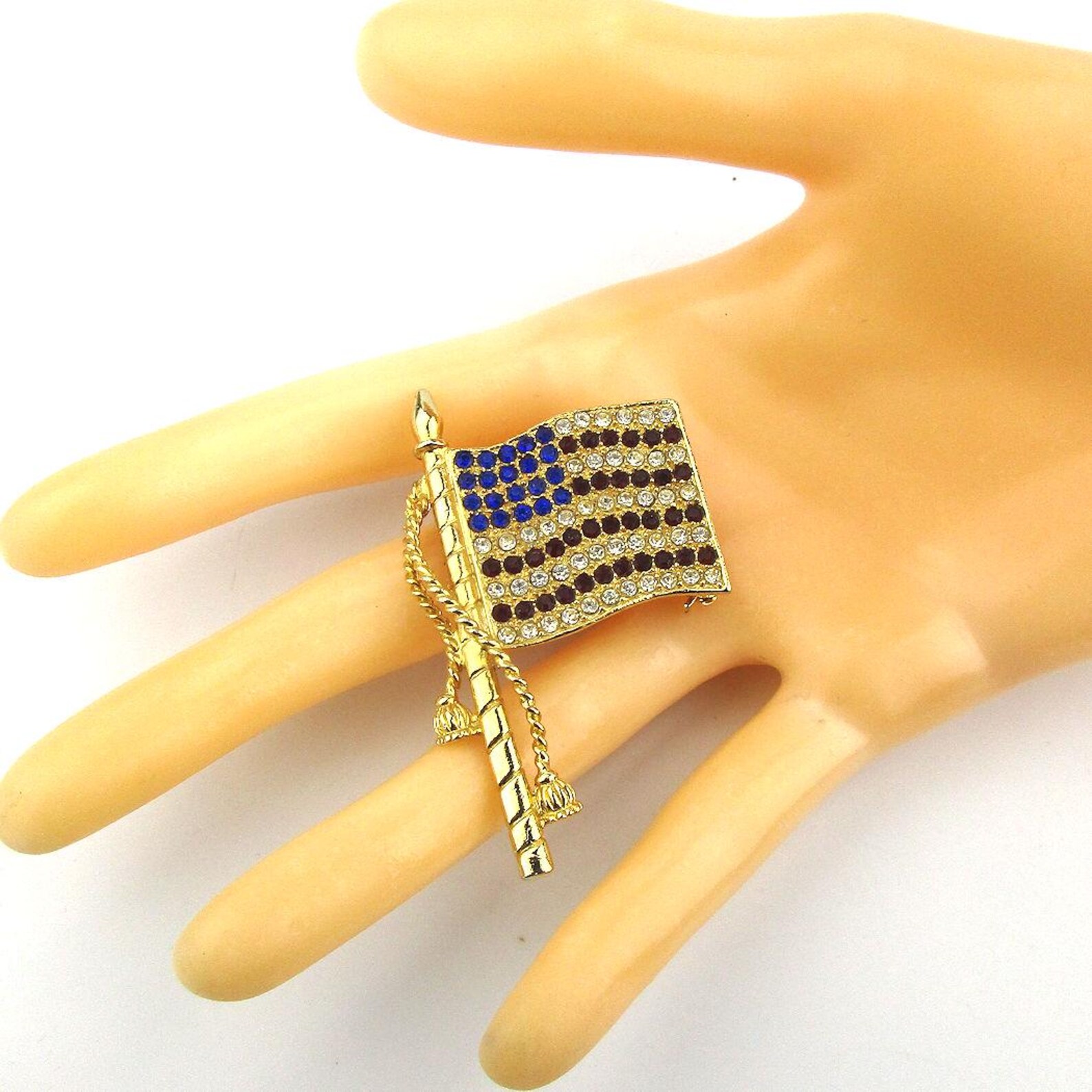 Vintage Crystal Rhinestone American Flag Pin - Etsy