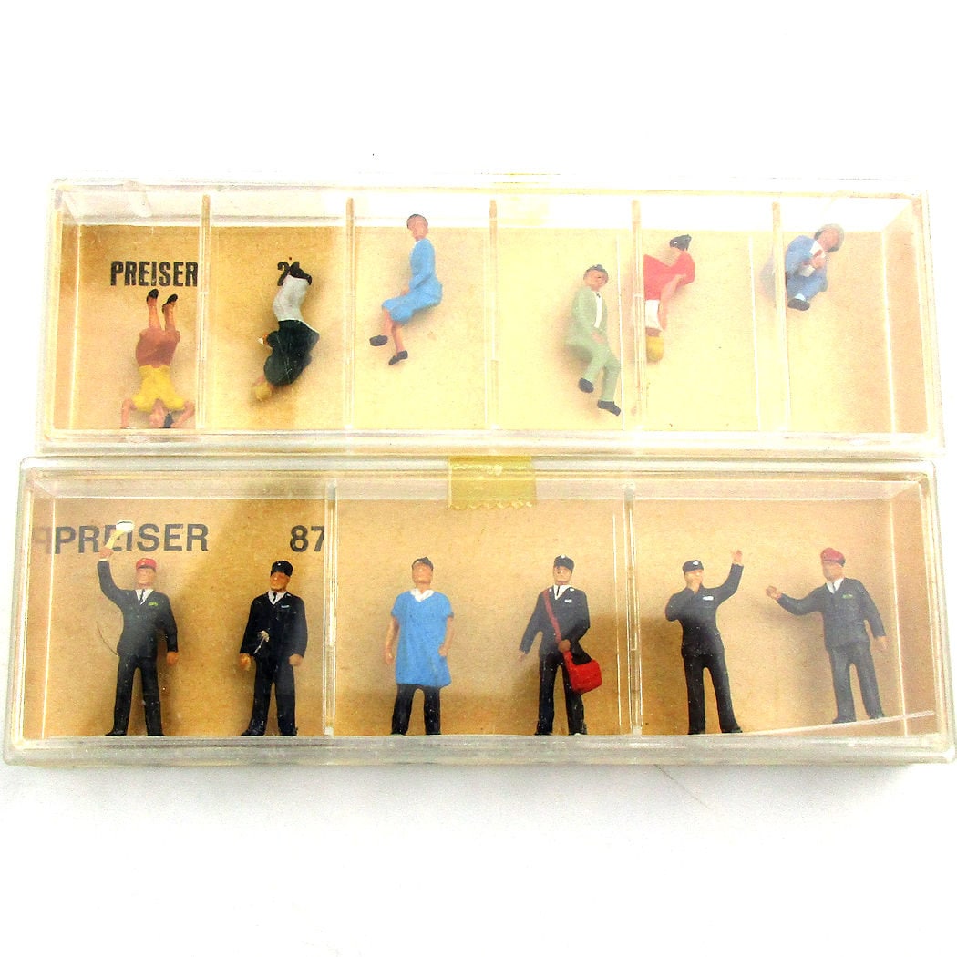 Preiser Miniature Handpainted Figures for Train Architecture Scenes ...