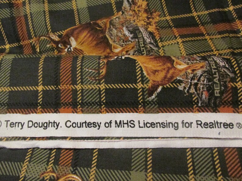 Deer Stag Buck Fabric Plaid Wildlife Quilt Cotton Licensed Realtree Diy ...