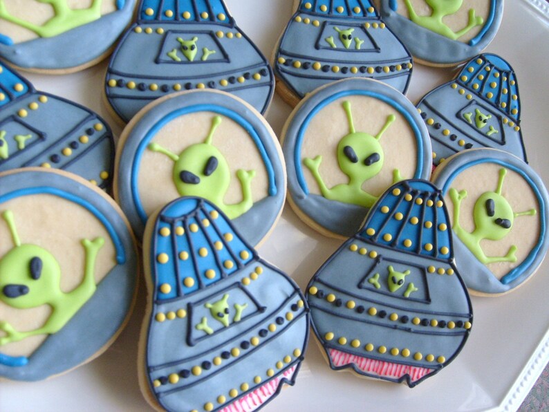UFO Cookies Alien Cookies 12 cookies | Etsy
